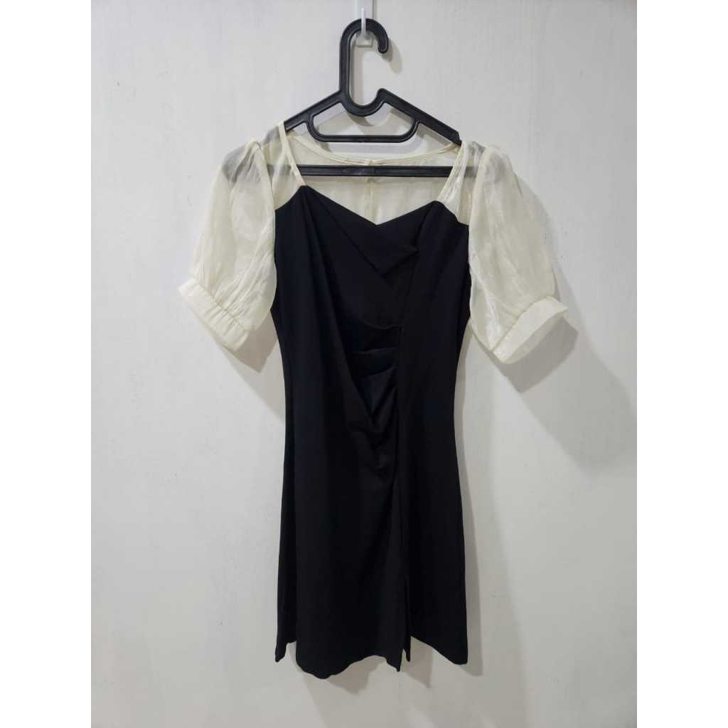 Jual Dress hitam putih korea size S | Shopee Indonesia