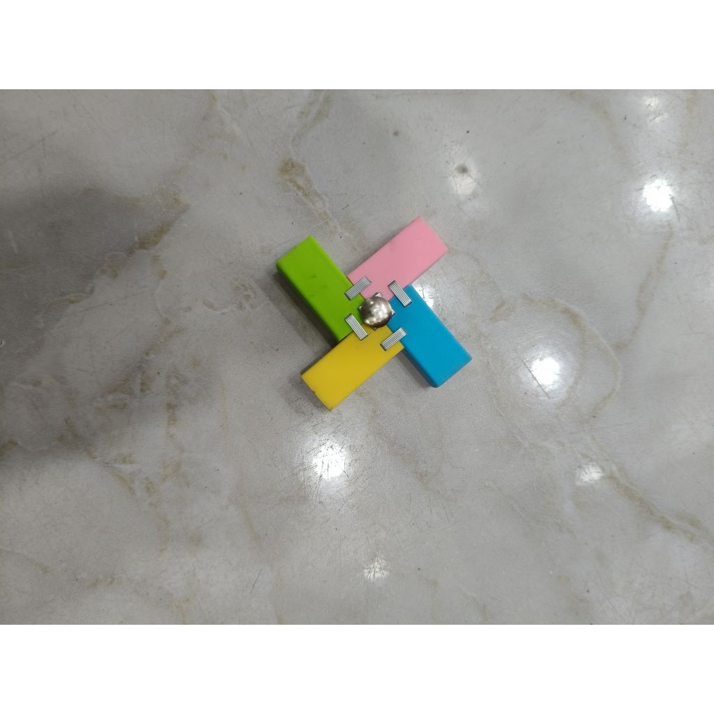 Jual MAINAN GASING warna-warni - PENGHAPUS - GASING VIRAL | Shopee ...