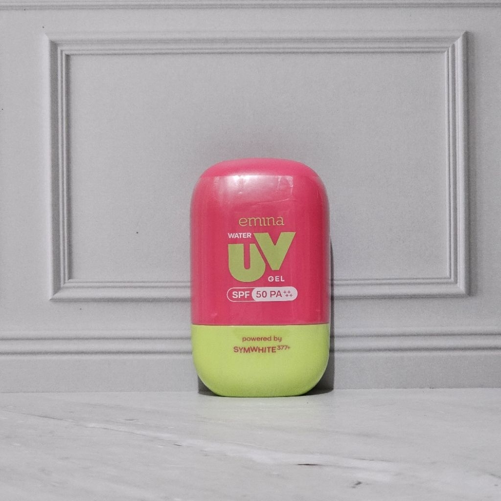 Jual Emina Water UV Gel Sunscreen SPF 50 PA++++ 25ml | Shopee Indonesia