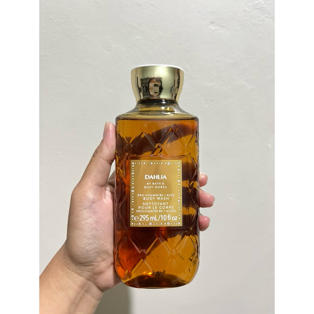 Jual Shower Gel BBW Dahlia 295ml full size sale 80% exp 09/2026 | Shopee Indonesia