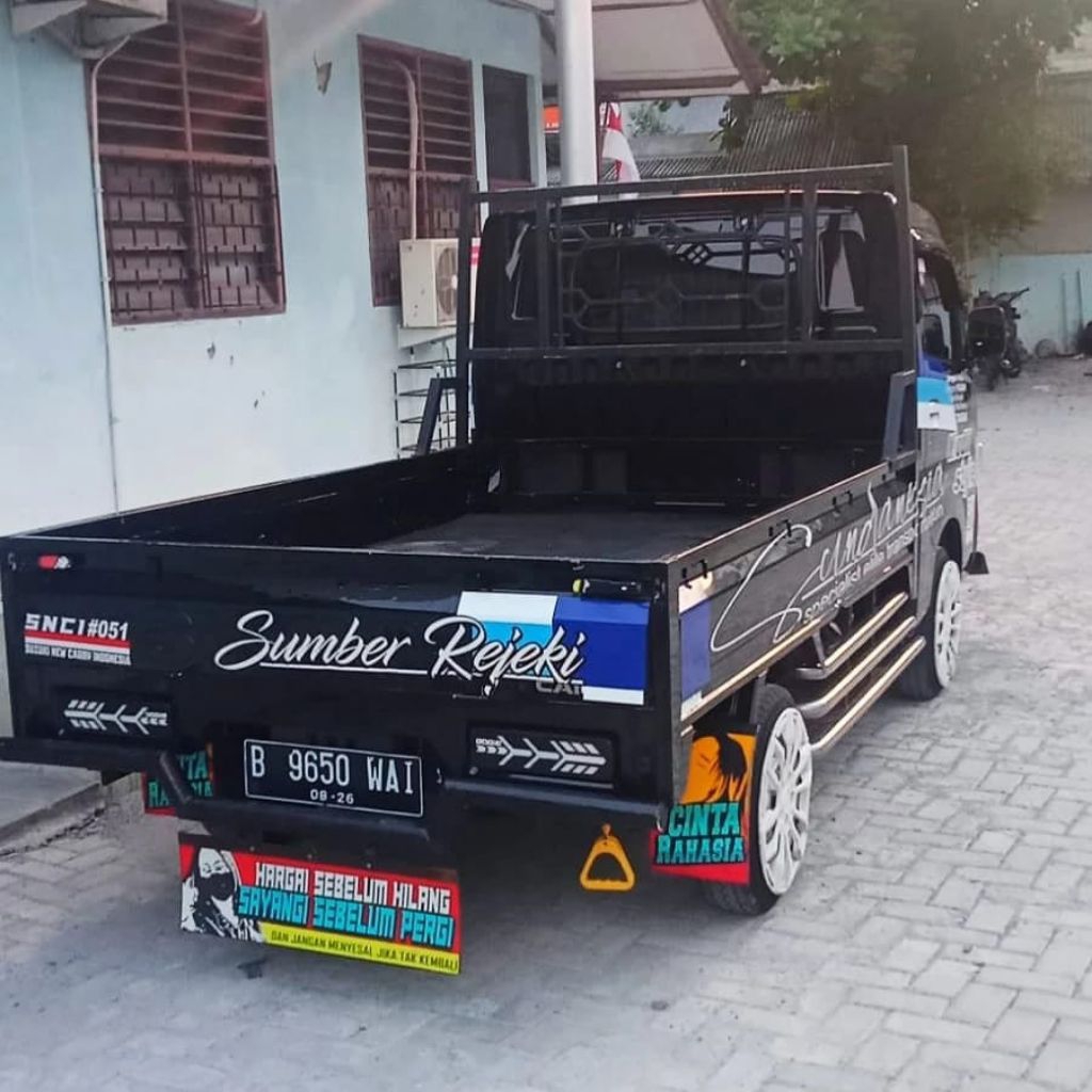 Jual Kepet Penahan Lumpur Roda Belakang Pick Up 1 Set Kanan Kiri ...