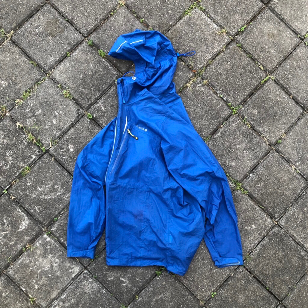 Jual outdoor lafuma gorpcore waterproof second bekas not arcteryx ...