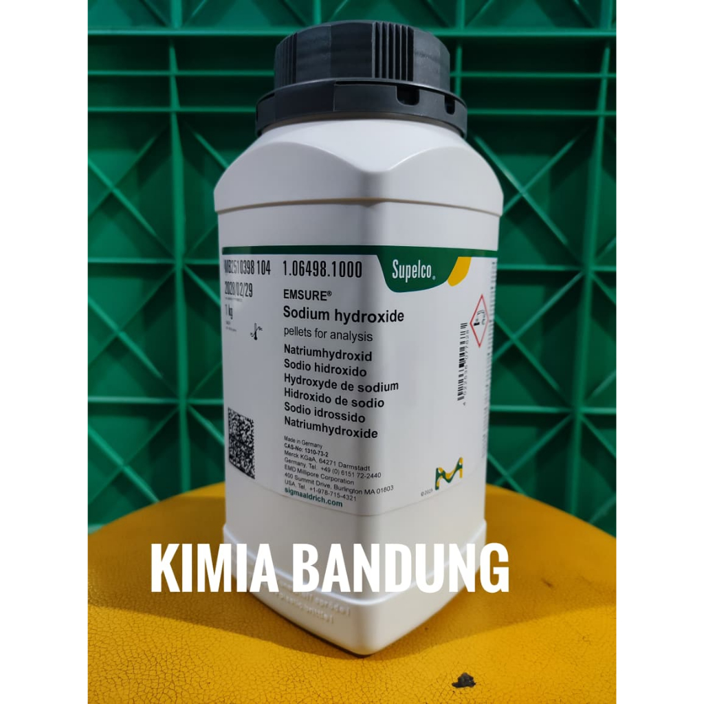 Jual Sodium Hydroxide / Natrium Hidroksida / NaOH Pro Analis Merck ...