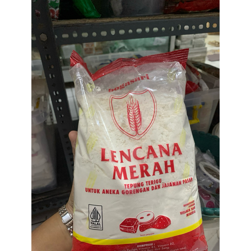 Jual tepung terigu lencana merah 1kg | Shopee Indonesia