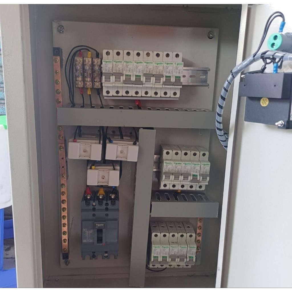 Jual Panel Distribusi 3Phass 50Amper box 40x60 Indoor | Shopee Indonesia