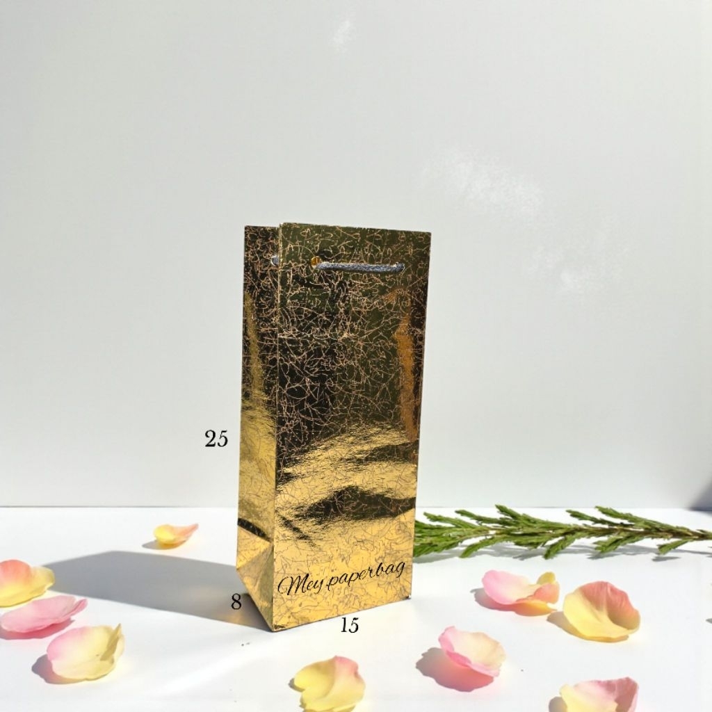 Jual Paper Bag Botol Gold dan Pinky Laminasi Uk 10x8x25 | Shopee Indonesia