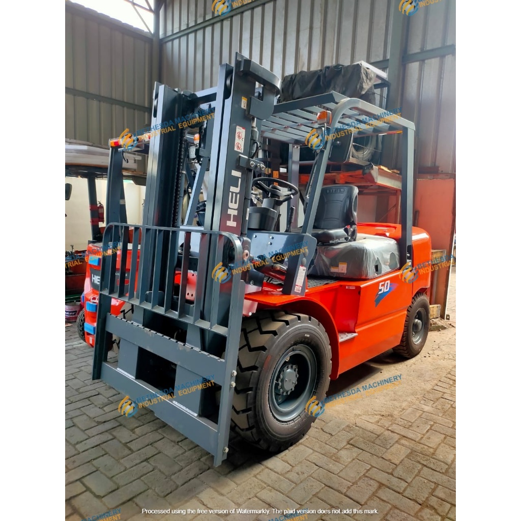 Jual Heli CPCD 100 Forklift 10 Ton Diesel Isuzu Manual Lifting 3-6 ...