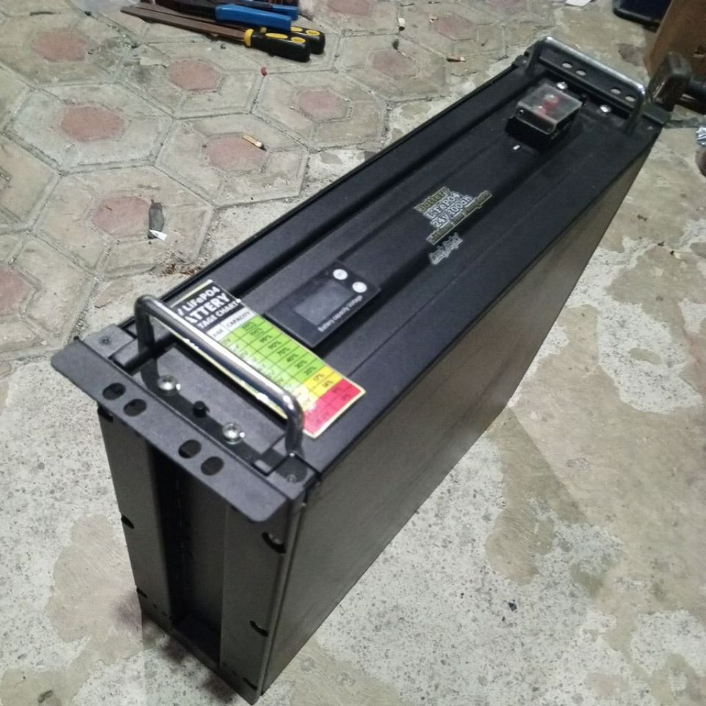 Jual Baterai Lifepo4 24v 100ah Box Rack mount | Shopee Indonesia