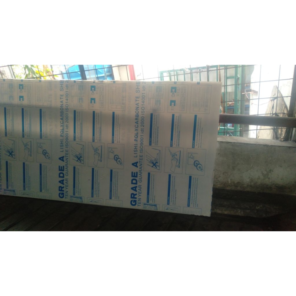 Jual polycarbonate sheet lembaran 122 cm x 244cm 2mm 3mm 4mm 5mm 6mm 8mm 10mm | Shopee Indonesia
