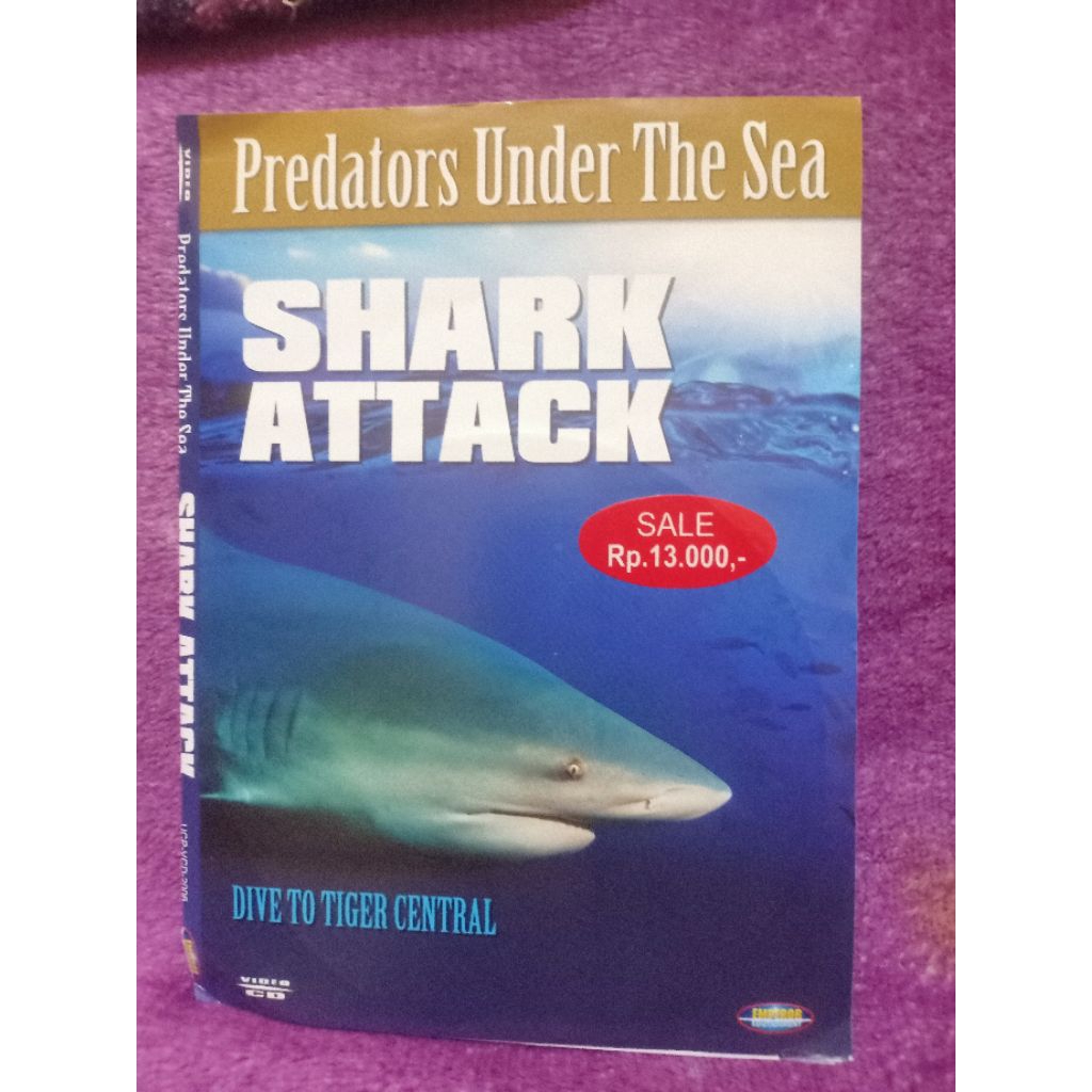 Jual VCD PREDATORS UNDER THE SEA SHARK ATTACK | Shopee Indonesia