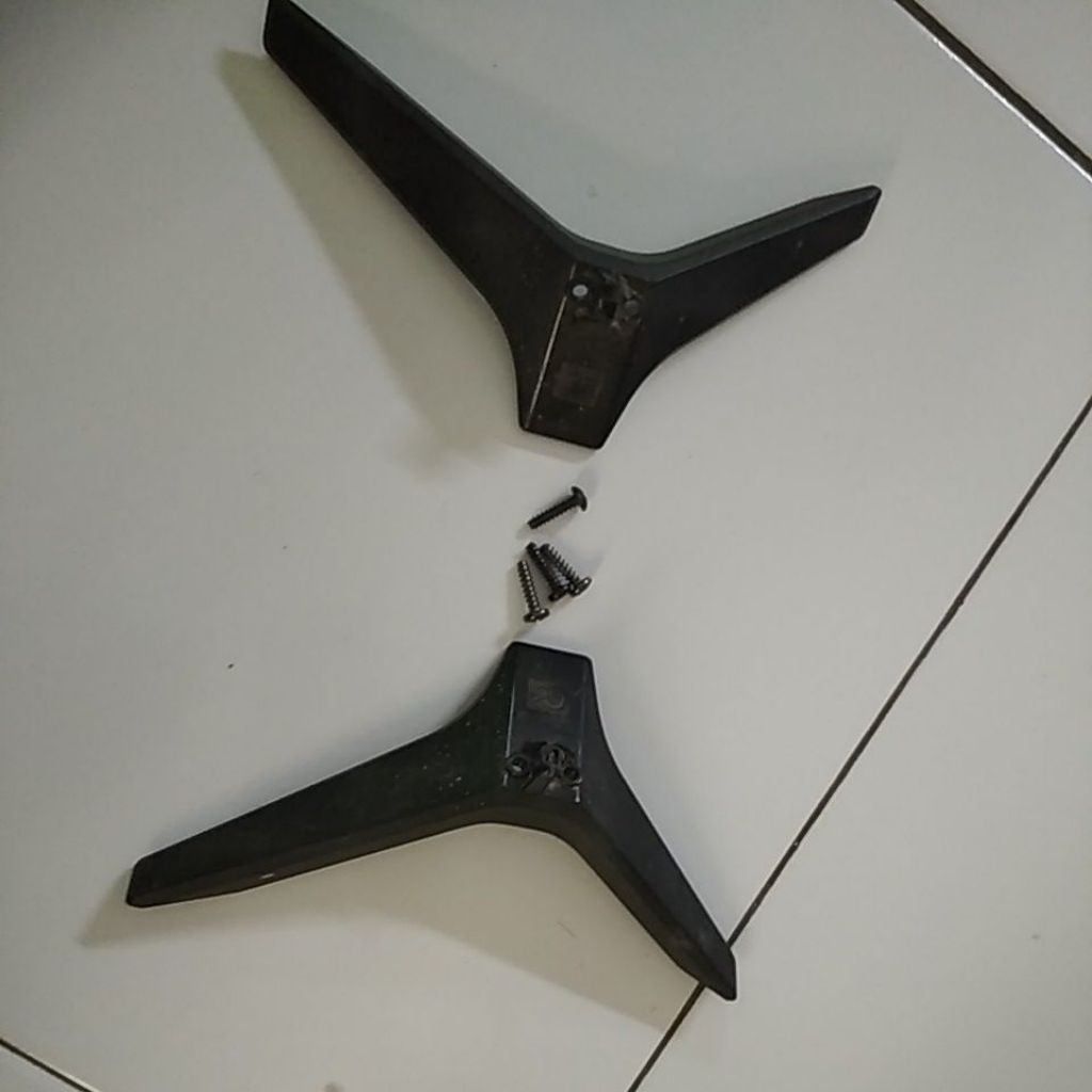 Jual Kaki TV LG LED 24 inch Digital Original | Shopee Indonesia