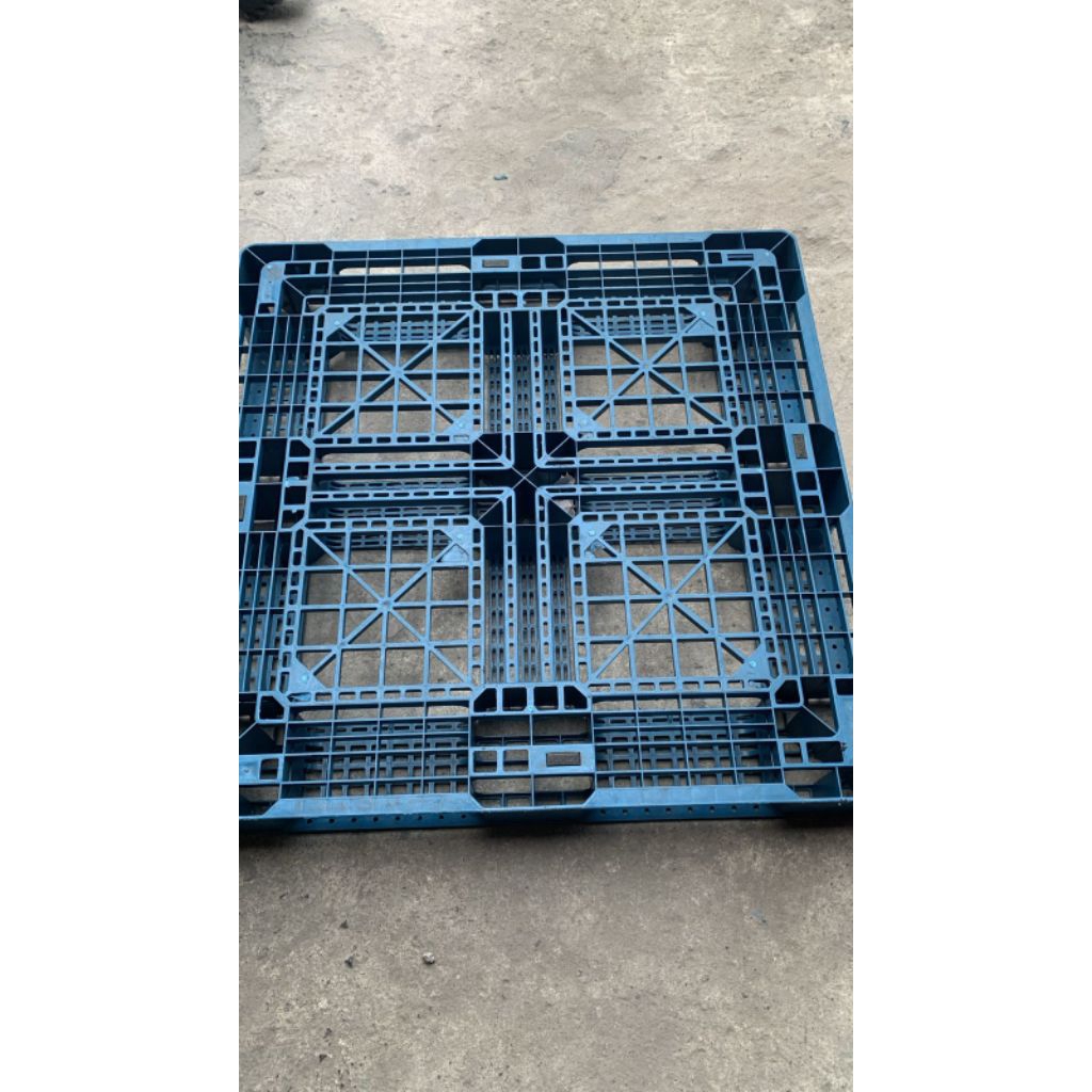 Jual pallet plastik uk 100x100x12cm warna biru | Shopee Indonesia