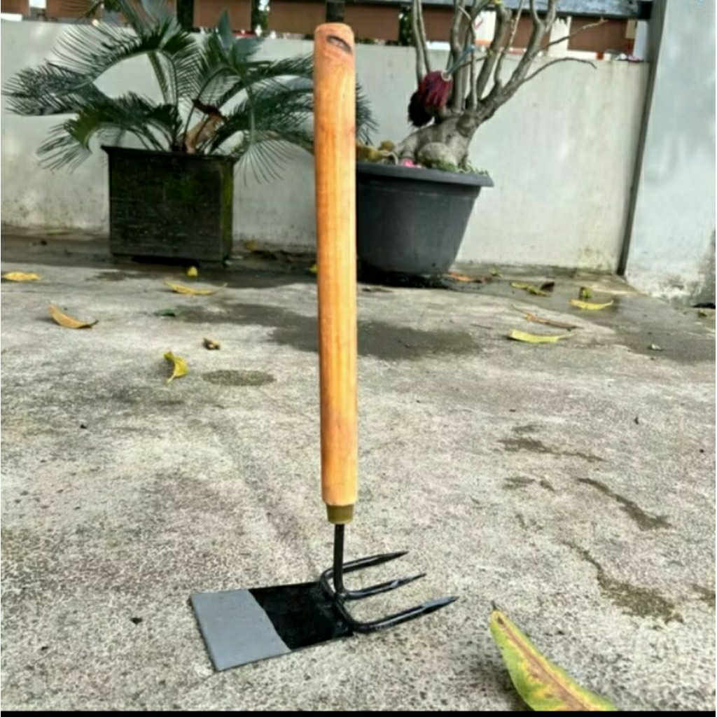 Jual Alat berkebun/Cangkul garuk /Multigungsi 2in1/cangkul murah ...
