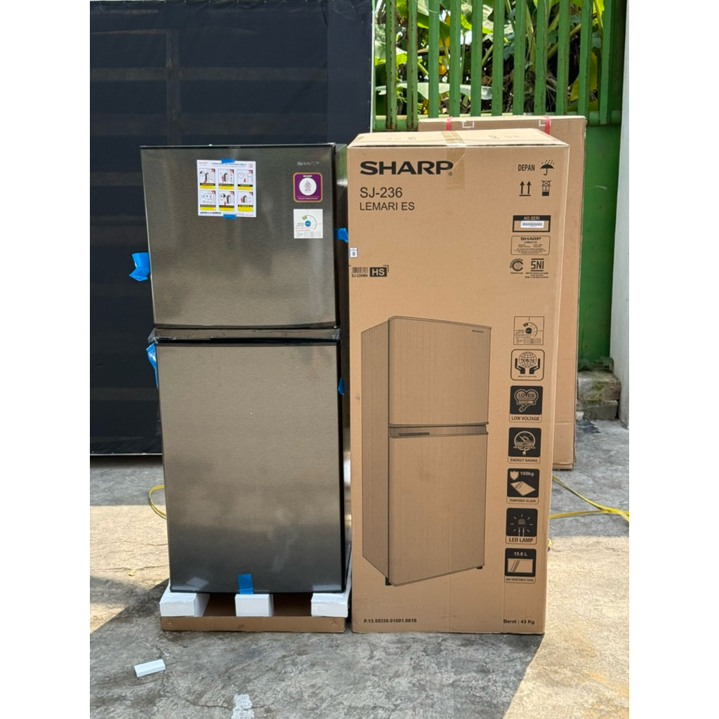 Jual Kulkas SHARP 2 pintu SJ-236 / Lemari Es | Shopee Indonesia