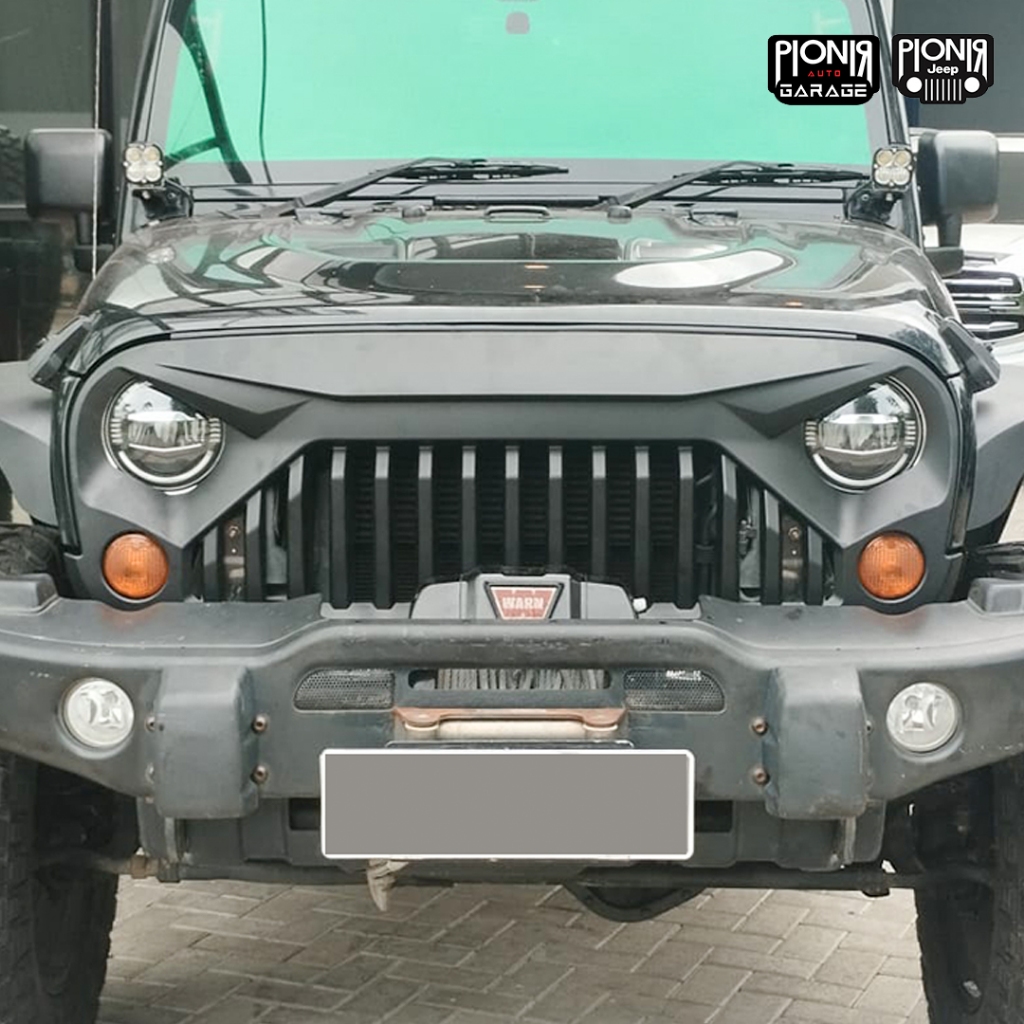Jual Angry Grille Top Fire Jeep Wrangler Rubicon JK Gril Model Angry ...