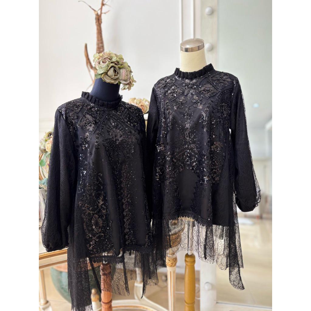 Jual Makaio - Aura Maegan Top in Black | Shopee Indonesia