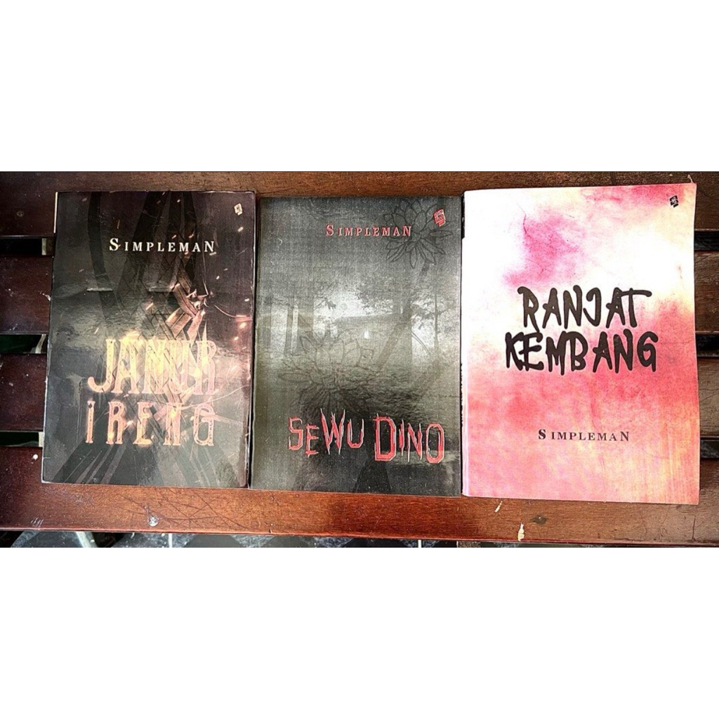 Jual Buku Bekas Horror | Shopee Indonesia
