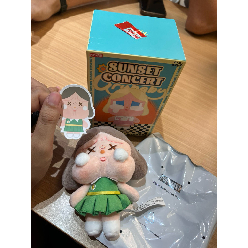 Jual Sunset concert cry baby pop mart original | Shopee Indonesia