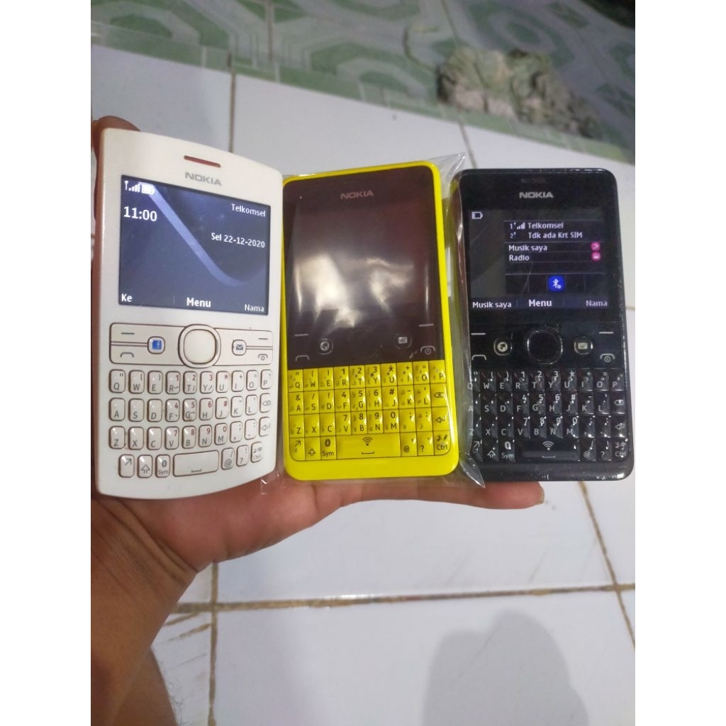Jual hp Nokia Qwerty bonus mmc 2.gb & casan | Shopee Indonesia