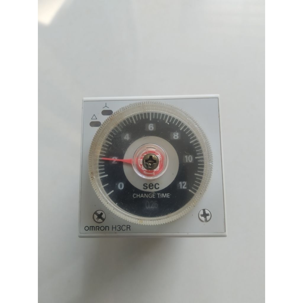 Jual Timer Omron H3CR-G8EL Switching Time 0,5 - 120 Second Kaki 8 Pins ...