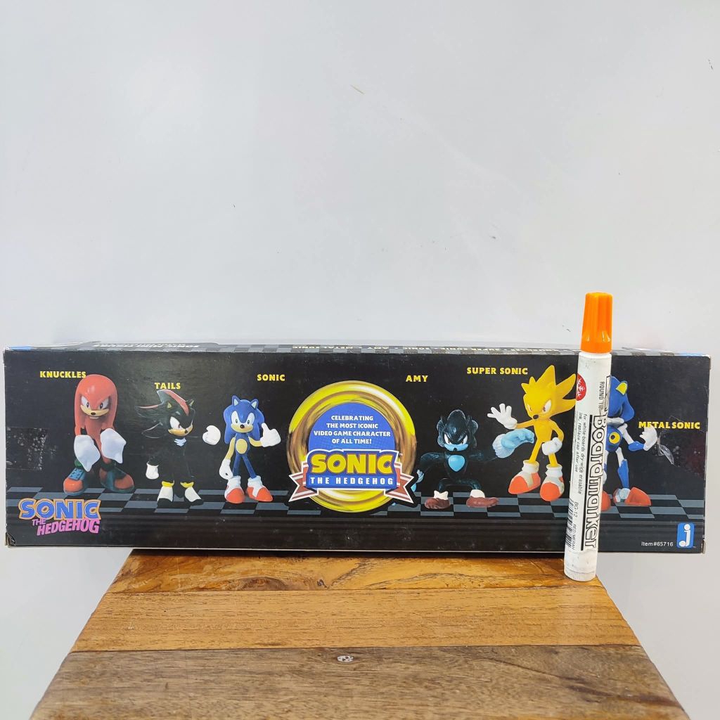 Jual Mainan figure sonic boxsetKnuckles tails sonic amy super sonic amy ...