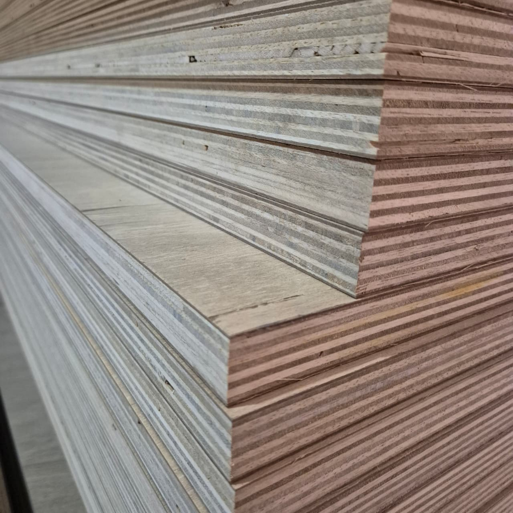 Jual Triplek sengon 25mm plywood multiplek halus 2 sisi lebar 30 cm ...