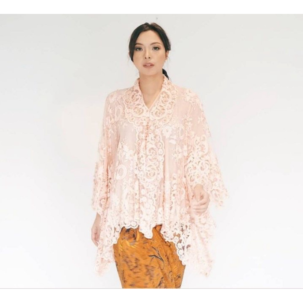Jual LACE By ARTKEA - Kebaya Peach | Shopee Indonesia