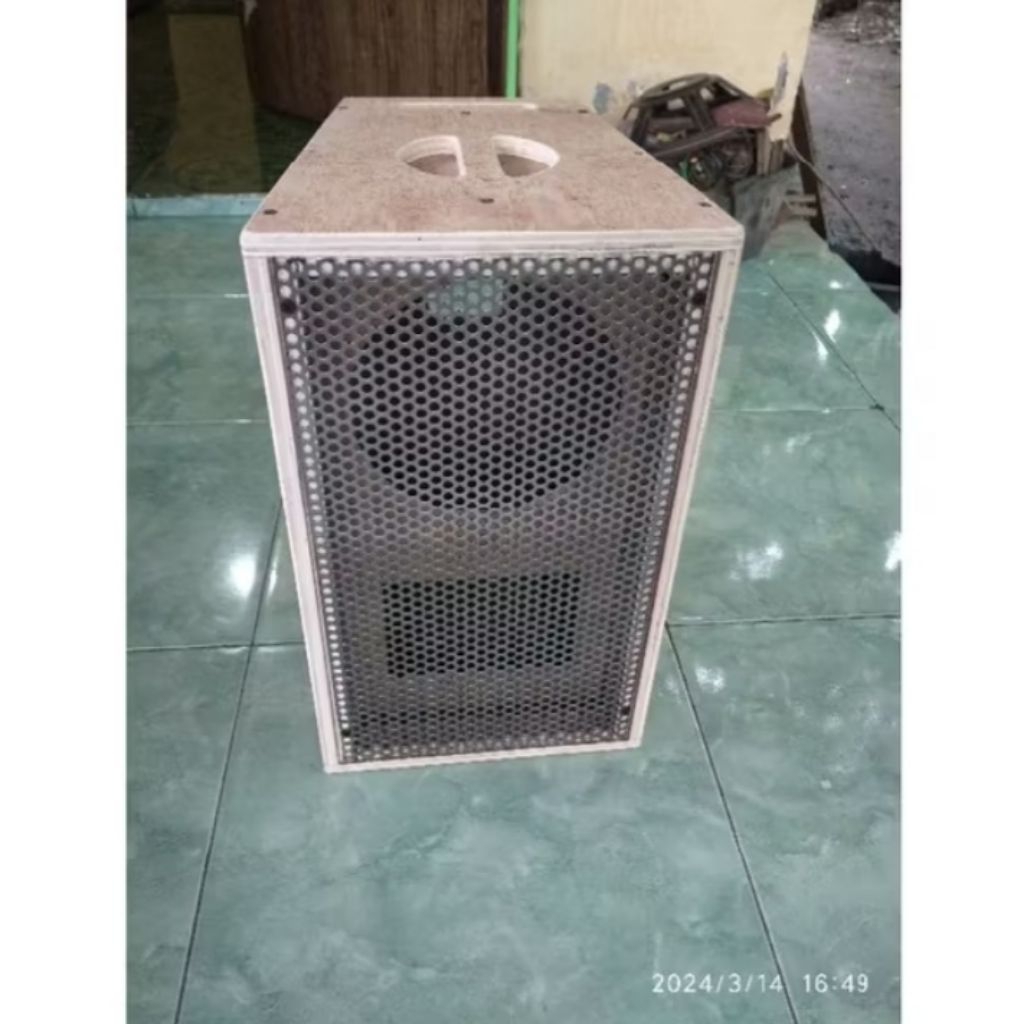 Jual Box Speaker Line Array 8 in Plus Gril Segi 6 | Shopee Indonesia