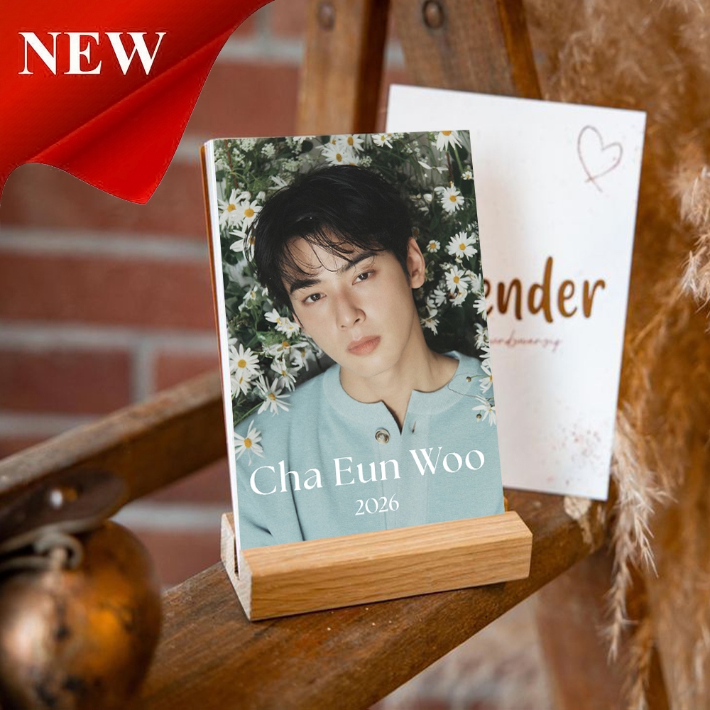 Jual A&M Kalender Meja Duduk Stand Kayu Cha Eun Woo 2026 | Shopee Indonesia