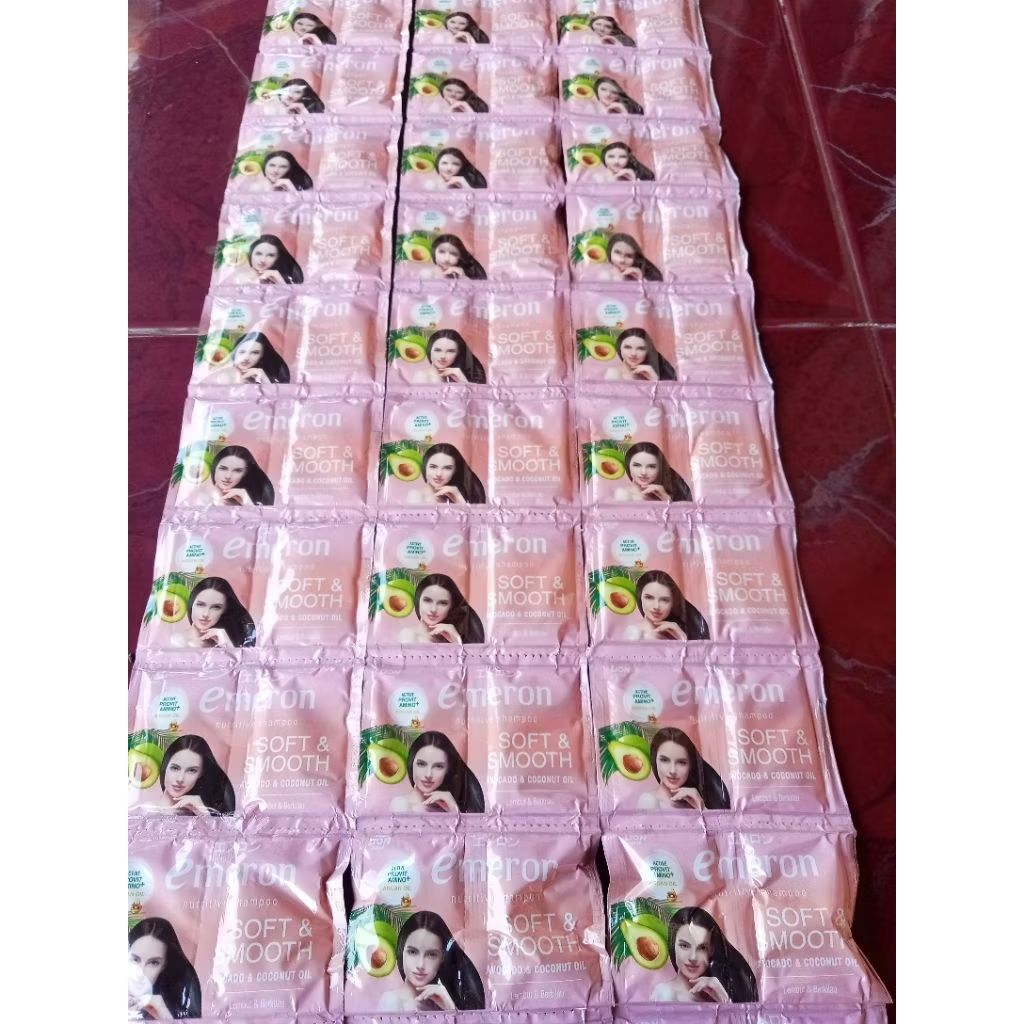 Jual 4 Renceng (96 sachet) Shampo Emeron Renceng Variant Random ...