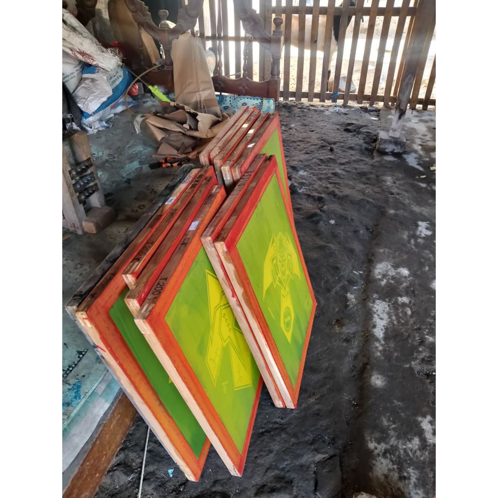 Jual SCREEN SABLON DESAIN COSTUM 1 WARNA | Shopee Indonesia
