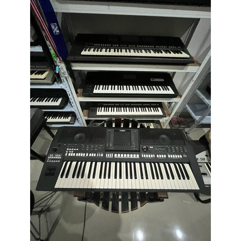 Jual Yamaha PSR A2000 istmw like new | Shopee Indonesia
