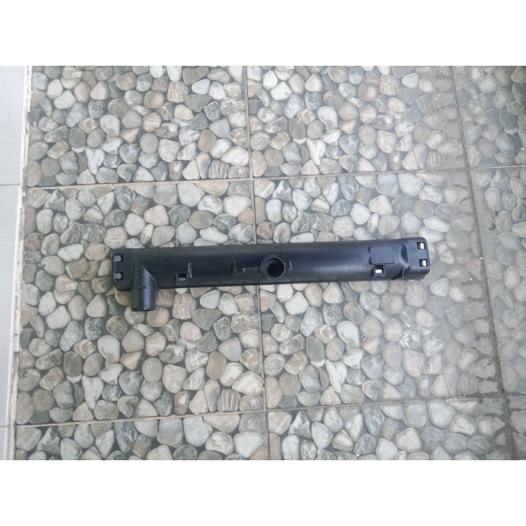 Jual Uppertank Radiator Landcruiser HDJ78, HZJ78, HDJ79, HZJ79 | Shopee ...
