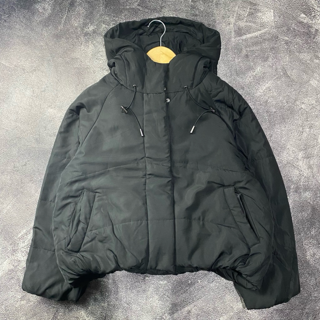 Jual Jaket Puffer Boxy | Jaket Puffer Crop | Gelembung Boxy | Shopee ...