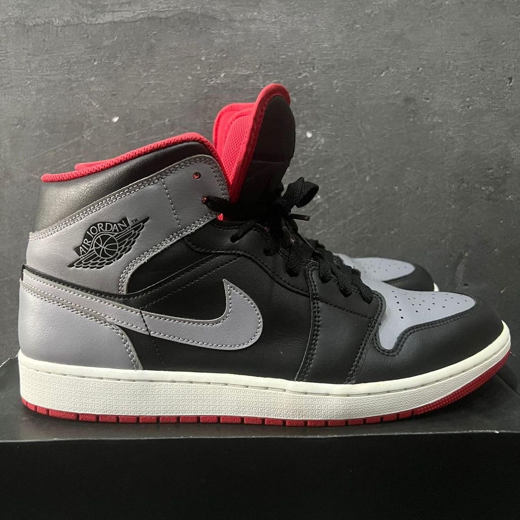 Jual AJ 1 M1d Bred Sh4d0w | Shopee Indonesia