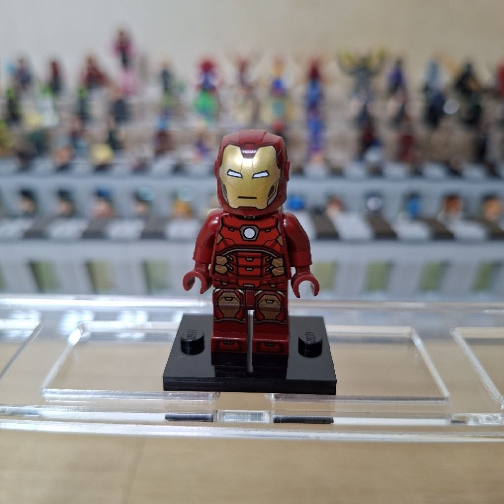 Jual Lego Minifigure Iron Man - Silver Hexagon on Chest, Foot Repulsors ...