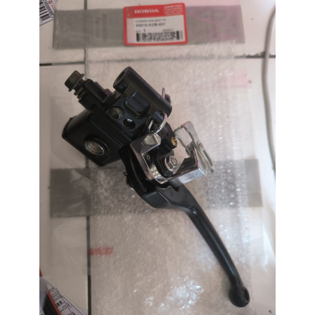 Jual Master Rem Atas Assy Honda Beat FI K25 ESP Beat Street K1A Deluxe ...