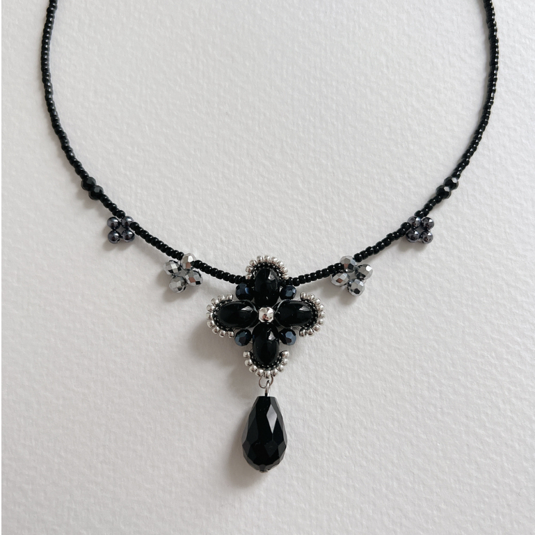 Jual KIKYO | Rin Jewel Clover Necklace | Shopee Indonesia