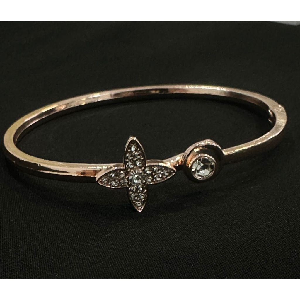 Jual LUANA - GB02 - Gelang Clover Gelang Bangle ROSEGOLD Kait Cantelan ...