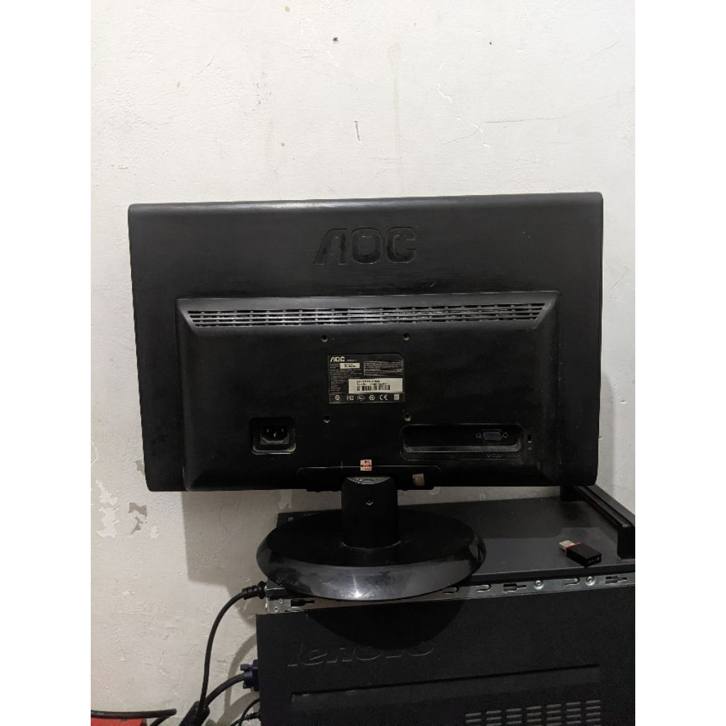 Jual Monitor LCD AOC 19 inch ADA MINUS | Shopee Indonesia