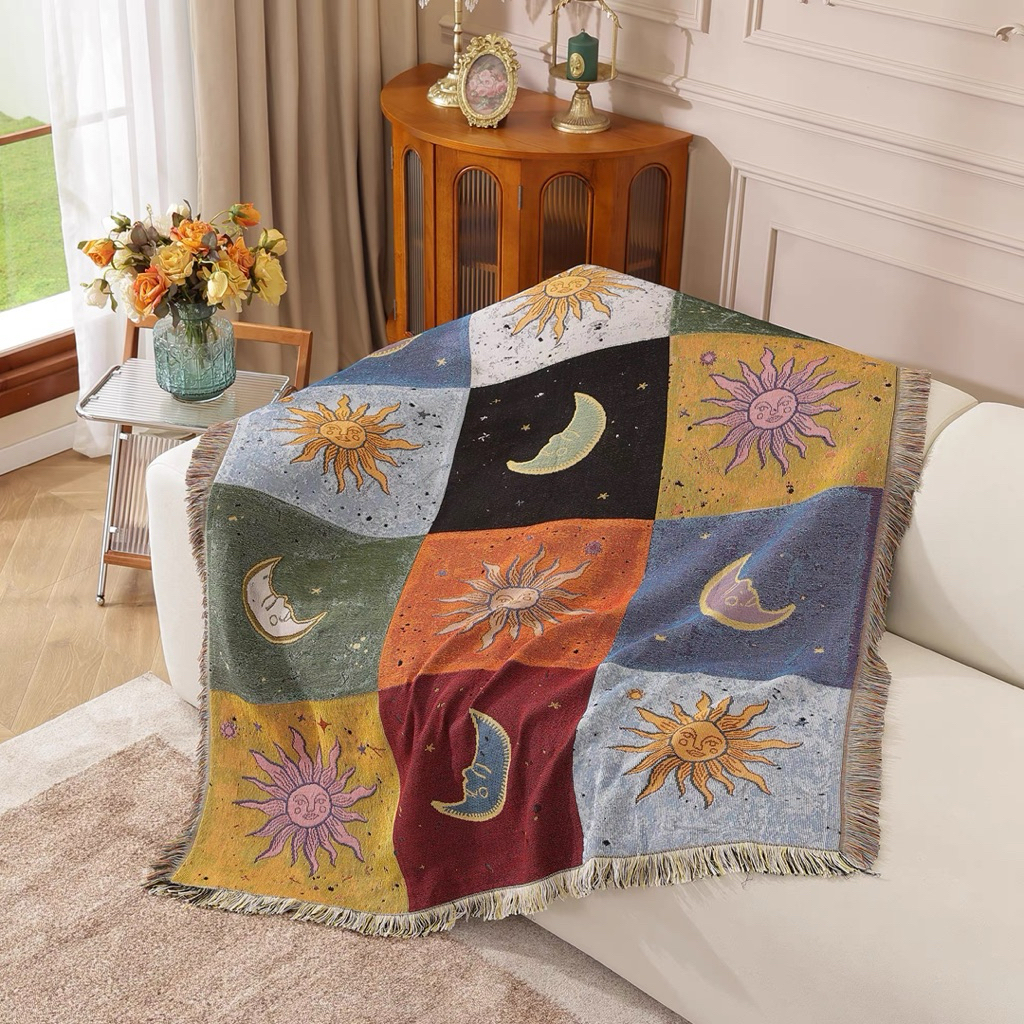 Jual PO| Monstell woven tapestry throw blanket abstrak wanita ...