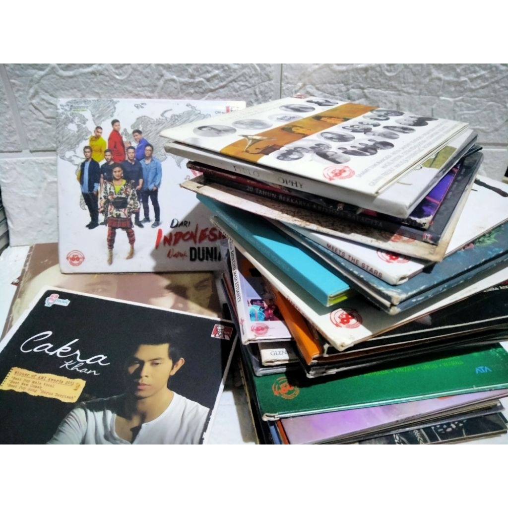 Jual KASET CD ORIGINAL INDONESIA TRIAD JUDIKA WALI MARCELL CINTA LAURA ...