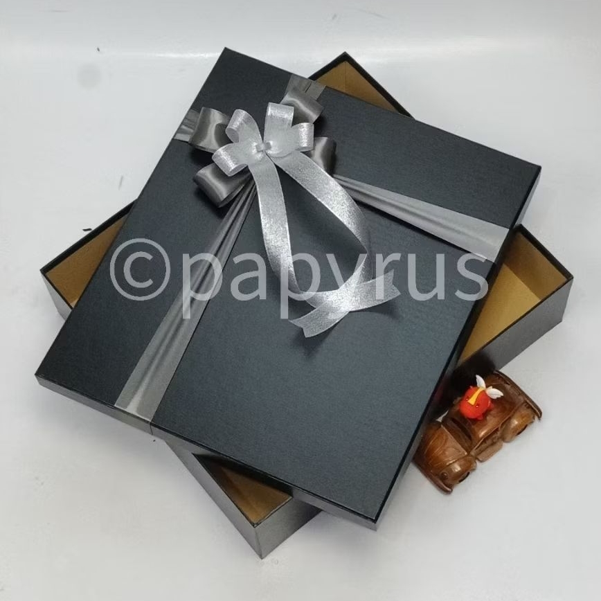 Jual PAPYRUS 40x45 Tinggi 10cm Kotak Kado Gift Box Hardbox Hampers V1 | Shopee Indonesia