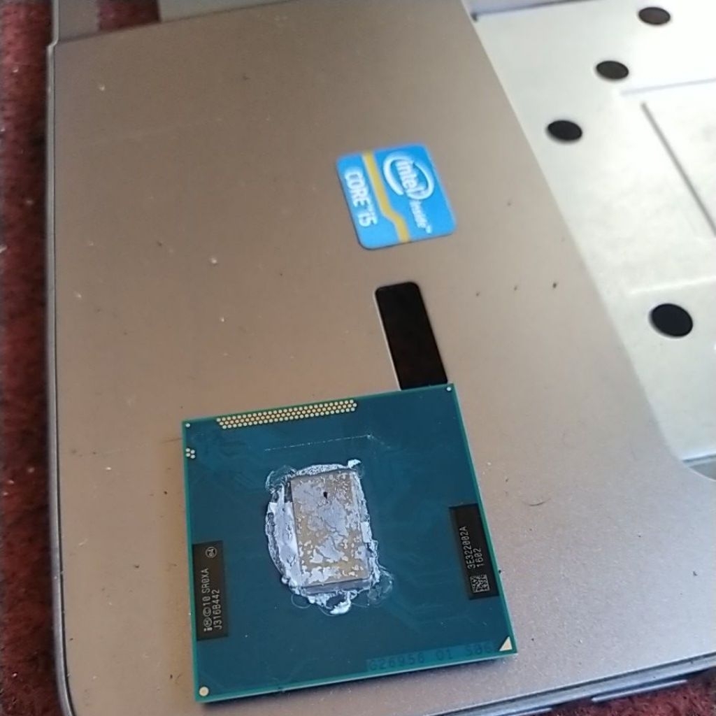 Jual jual processor intel core i5 gen 2 atau 3 atau 4 ga tau saya cek ...
