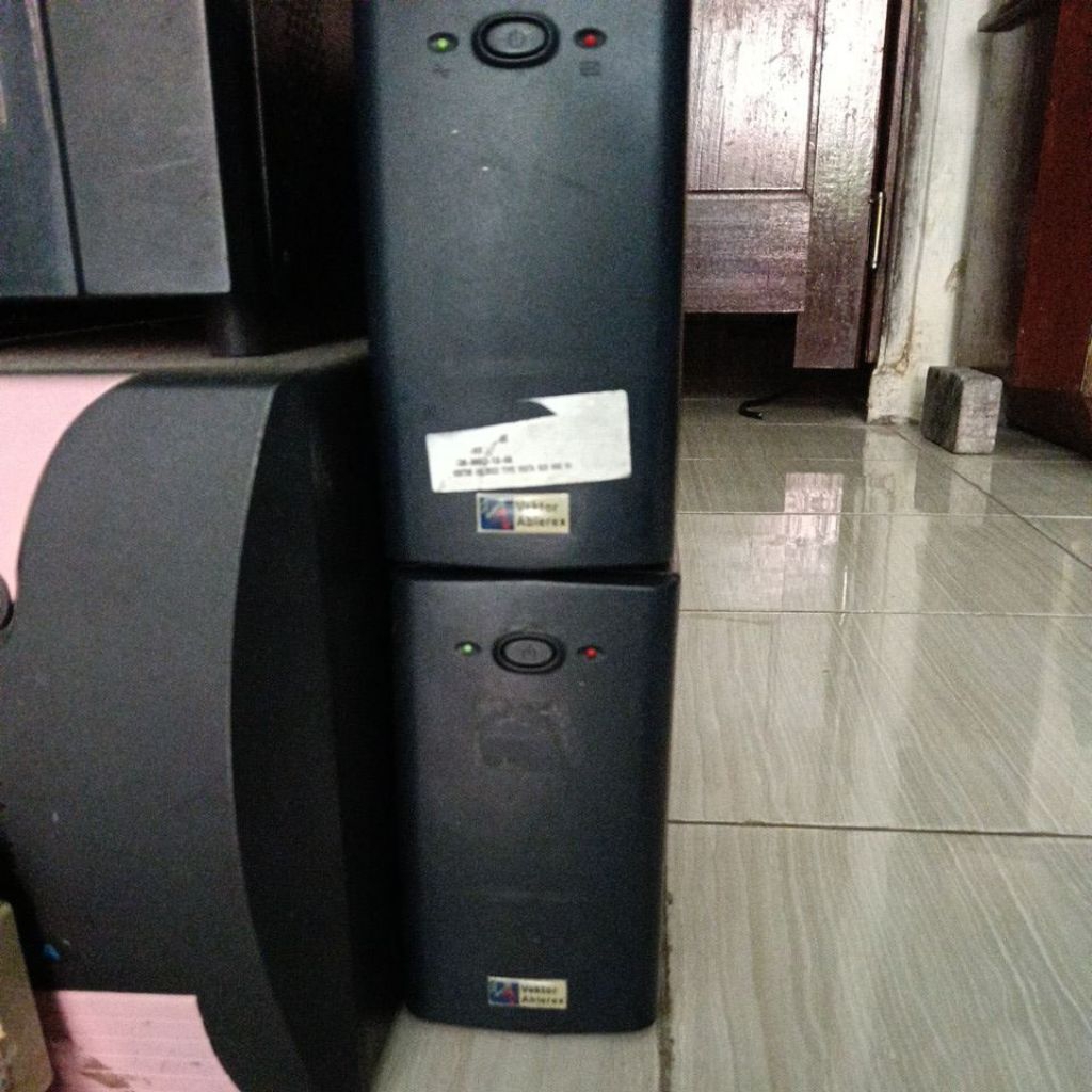 Jual UPS VEKTOR ABLEREX VESTA 625 600VA = 400,000 | Shopee Indonesia