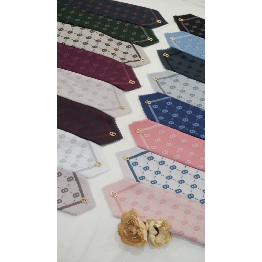 Jual Beverly series lasercut titik 3 hijab buttonscarves semi origina ...