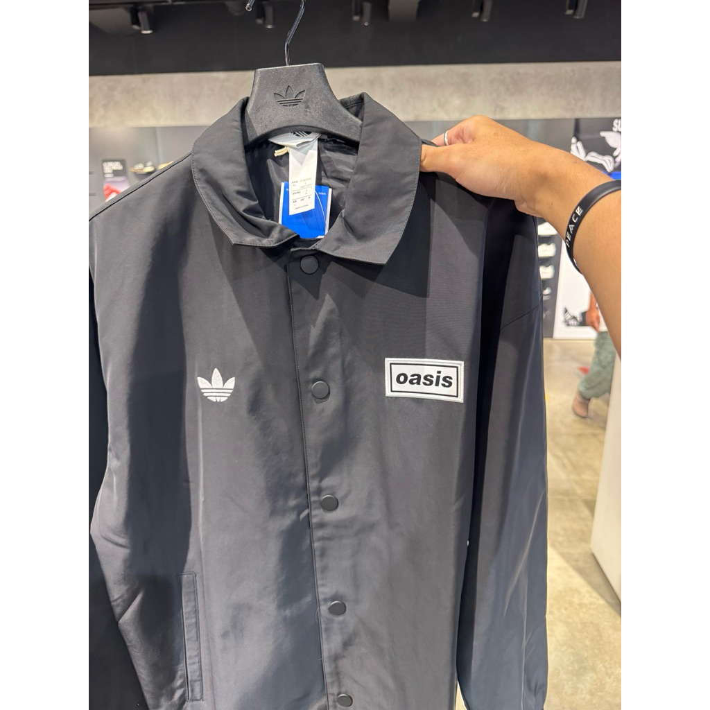 Jual ADIDAS X OASIS COACH JACKET | Shopee Indonesia