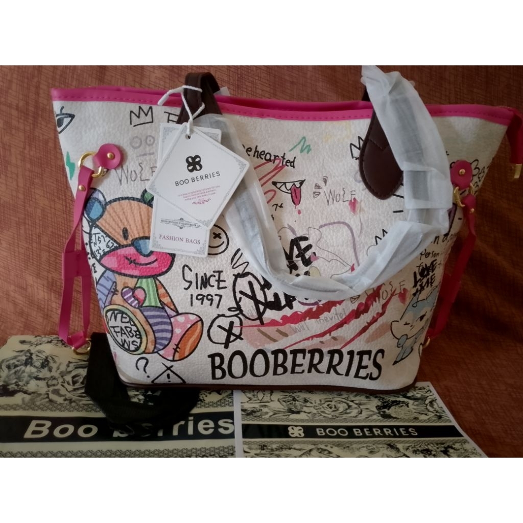 Jual Boo Berries Exclusive Graffiti Tote Bag Premium - Fashion Shoulder ...