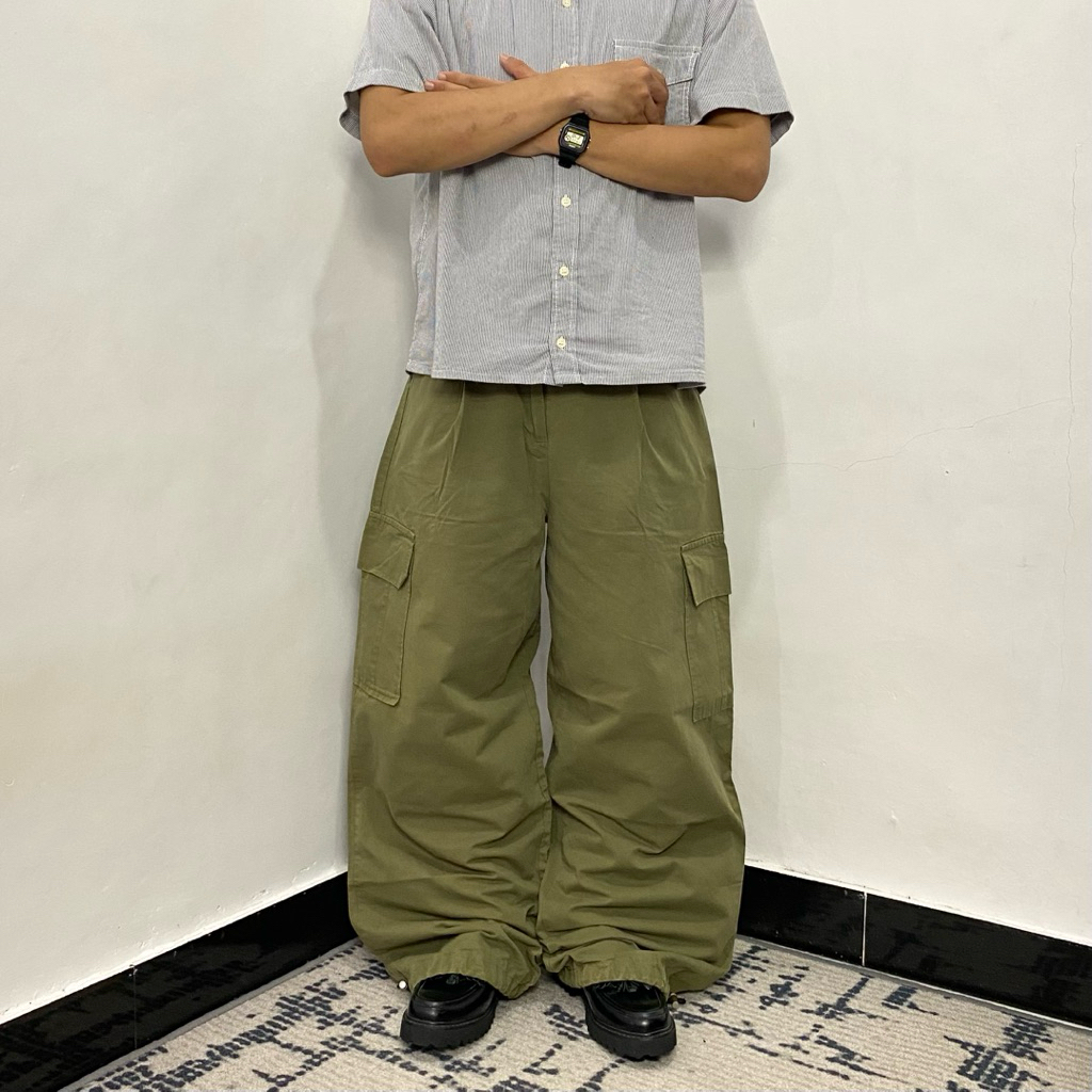 Jual Korean Baggy Cargo pants | Shopee Indonesia
