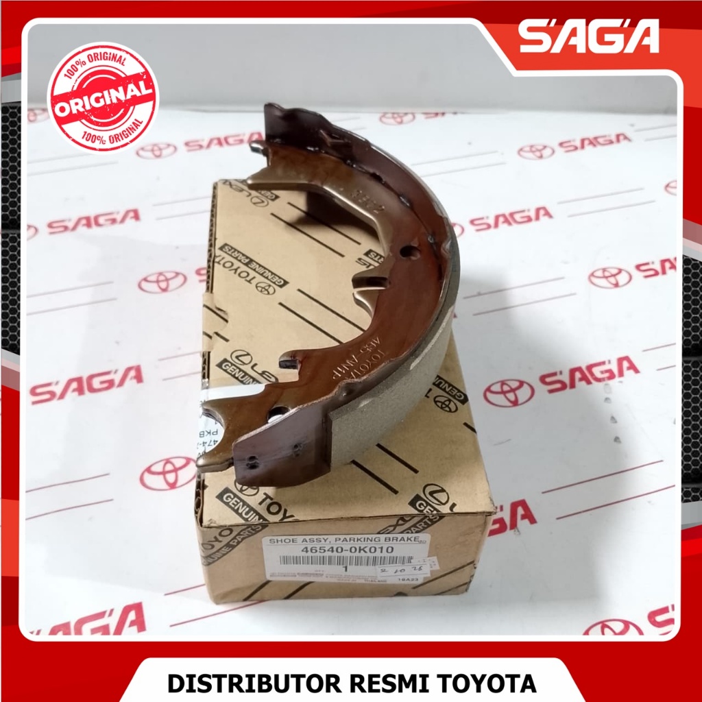 Jual SAGA | Kampas Rem Tangan Set Fortuner VRZ Original Toyota 46540 ...